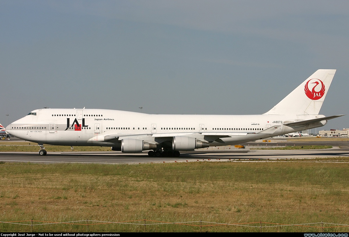 Boeing 747